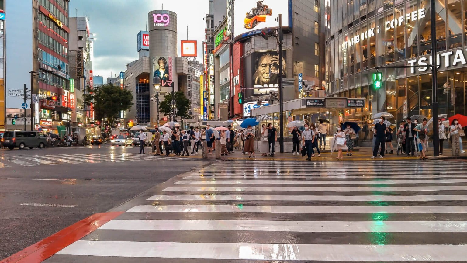 Tokyo Shibuya Crossing: The World’s Busiest Intersection - airashijapan.com
